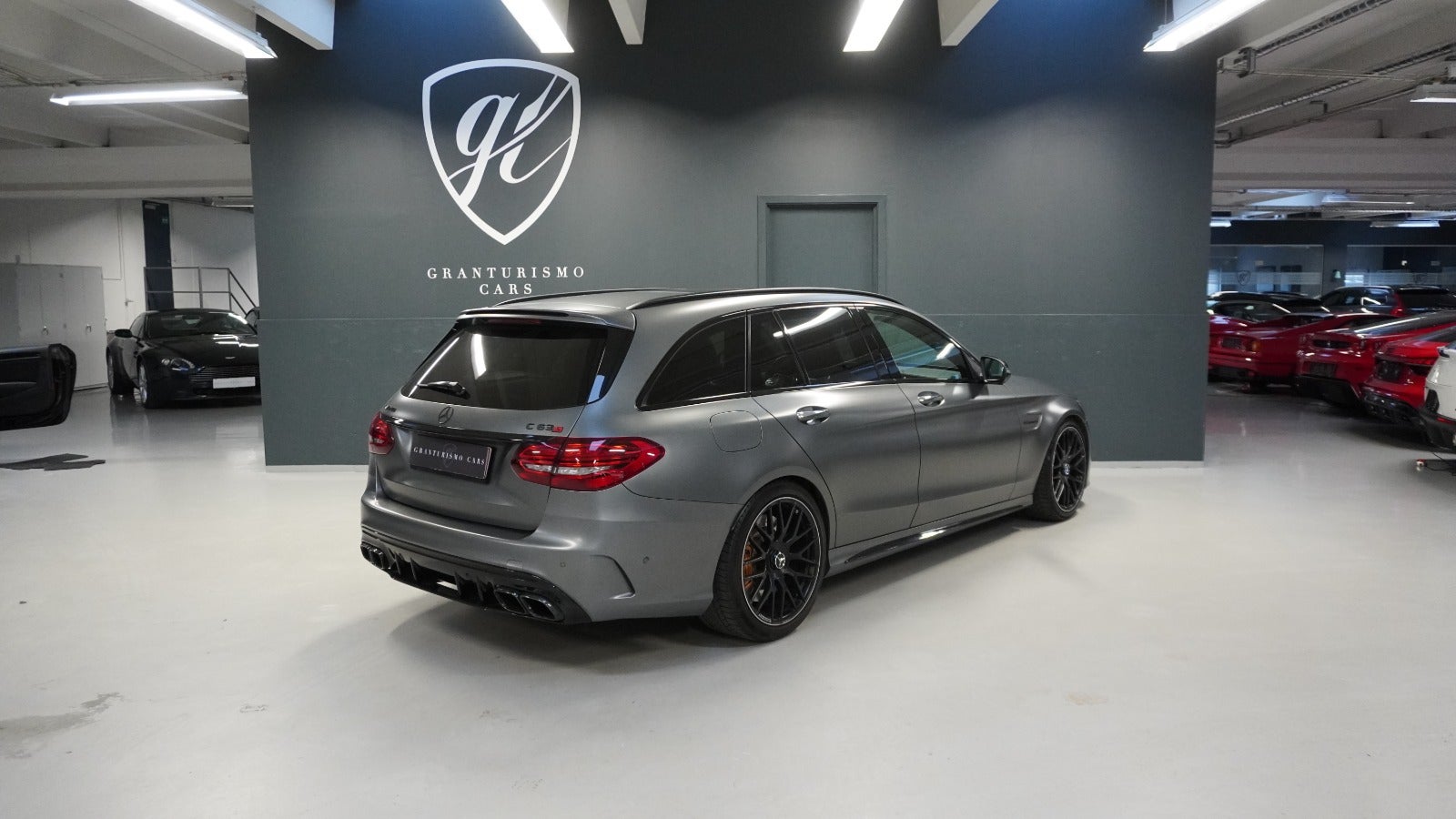 Mercedes C63 4,0 AMG S stc. aut. 5d - GranTurismo Cars